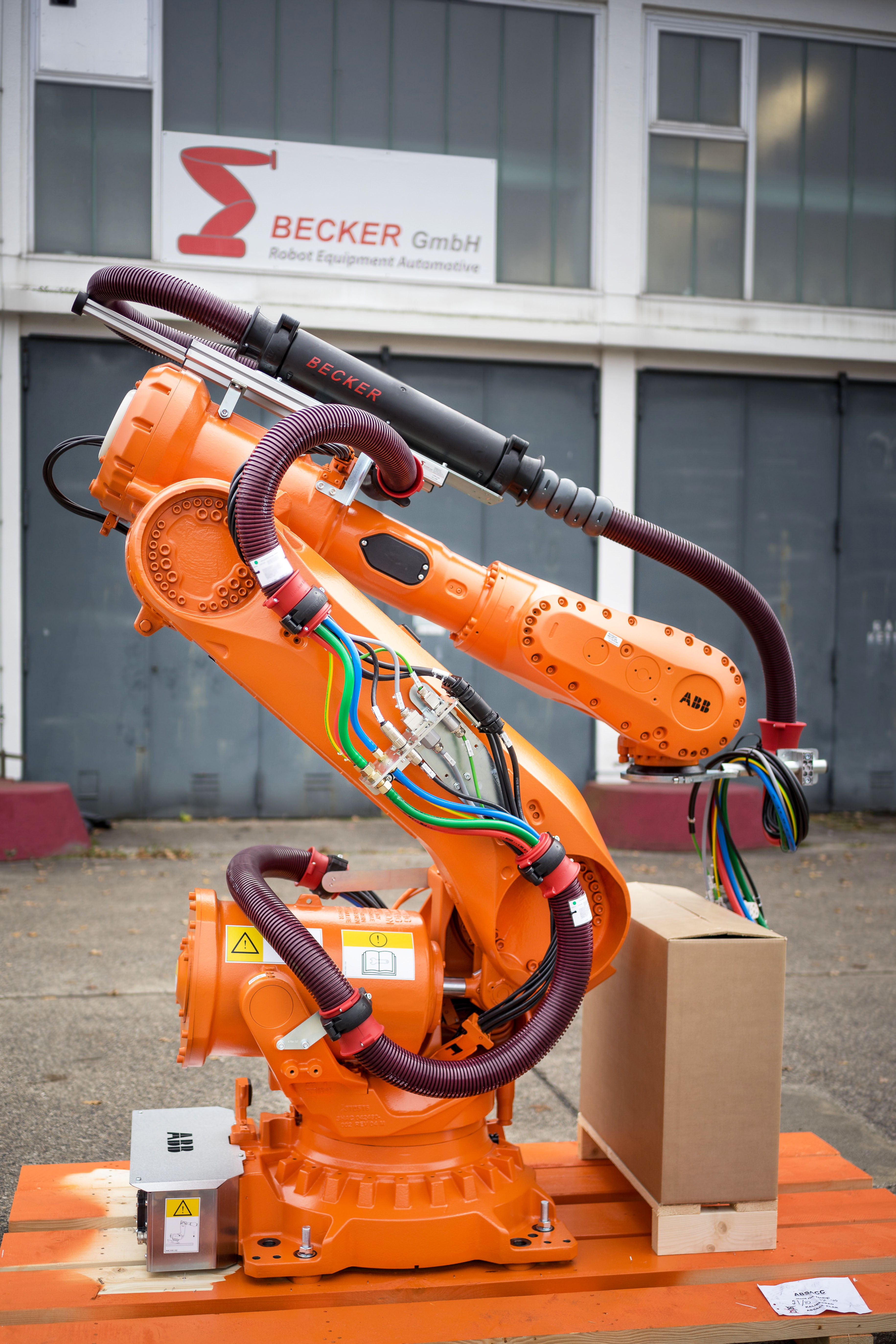 Montage / Optimierung / Wartung / Becker GmbH